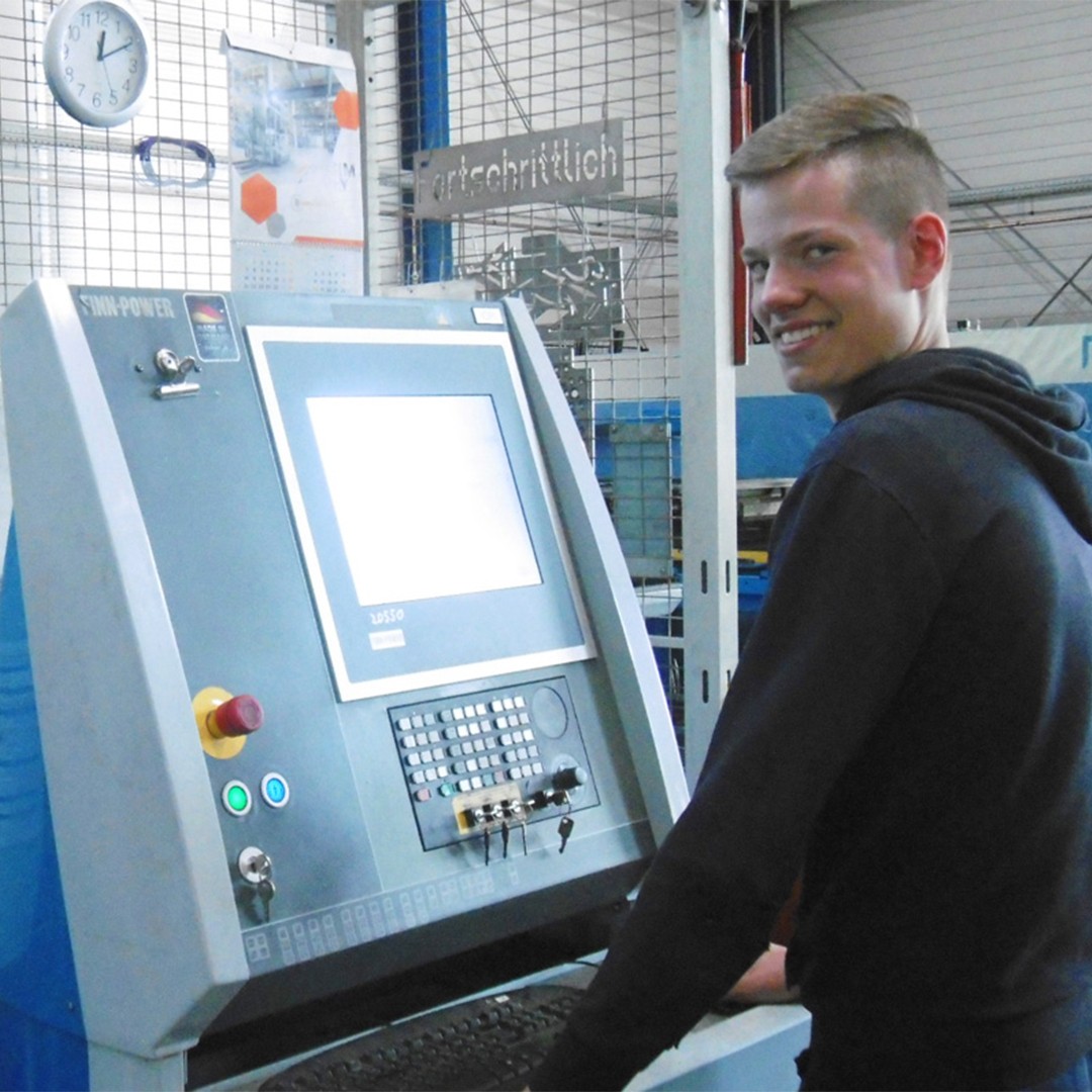 Straßenausstattung MEISER GmbH - strassenausstattung.meiser.de :: EN